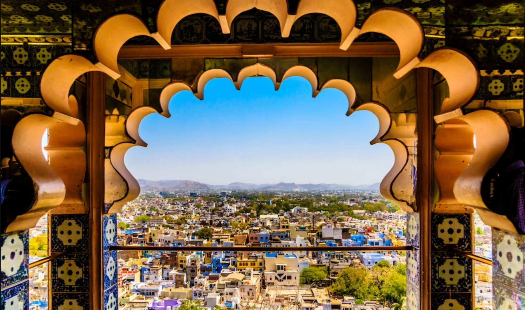 10 Best Weekend Getaways Near Delhi for Road Trips | Avis India